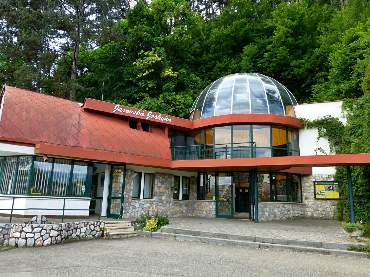 JASOVSKÁ JASKYŇA » vstup • otváracie hodiny | Turisticky.sk